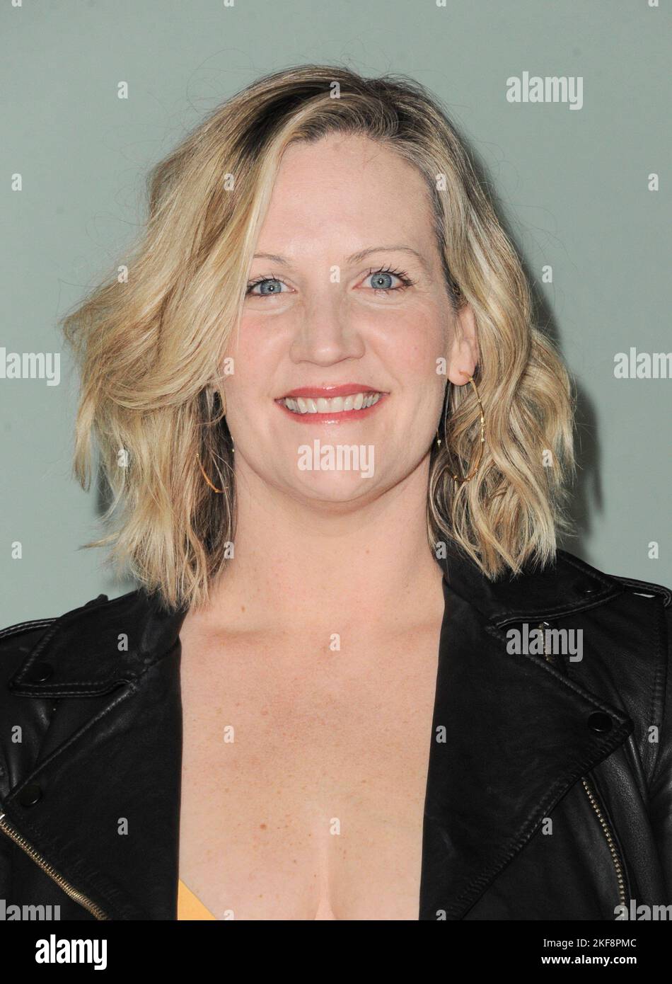 Los Angeles, CA. 16th Nov, 2022. Lizzie Molyneux-Logelin at arrivals ...