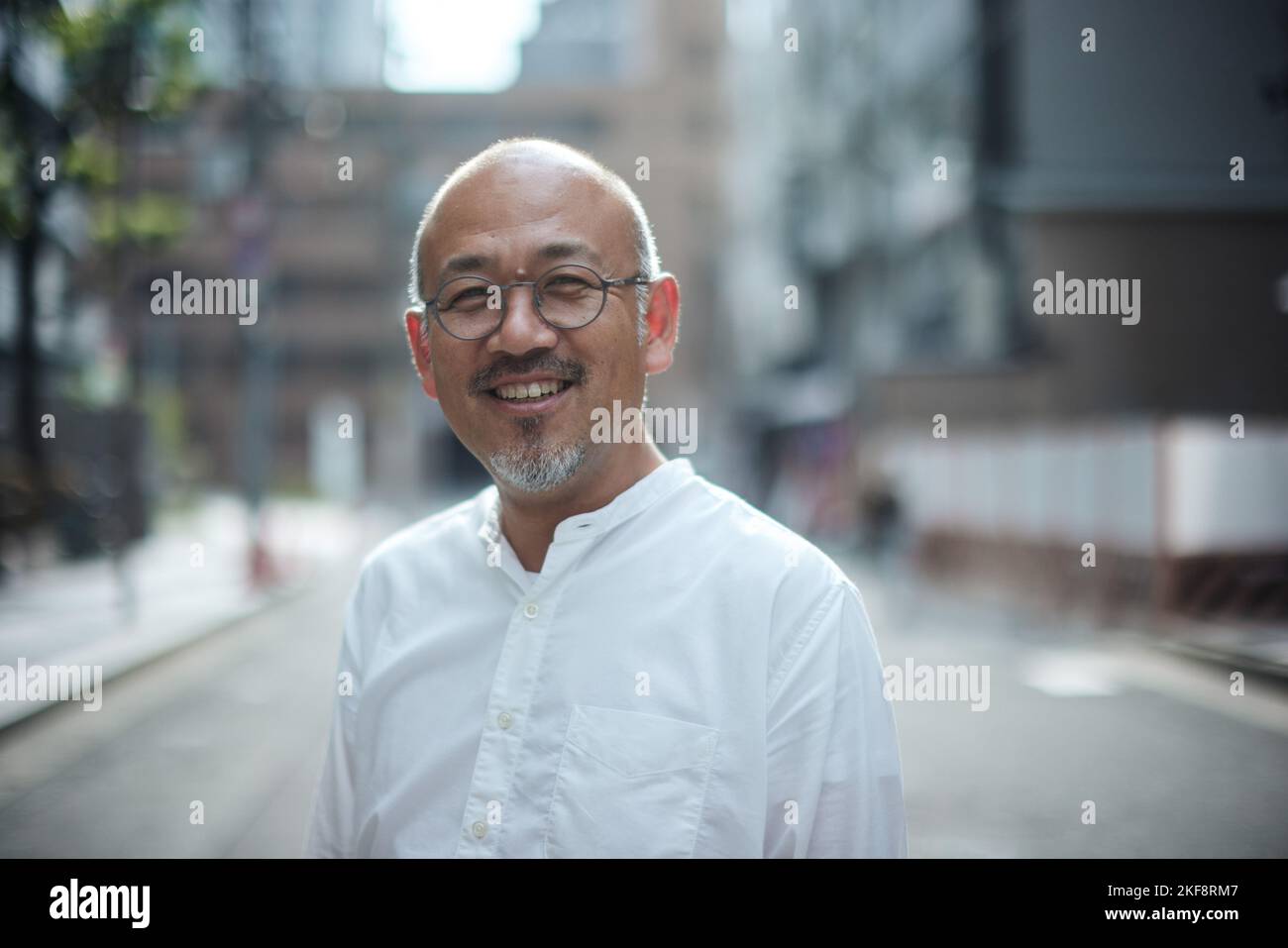 Japanese man portrait Stock Photo - Alamy