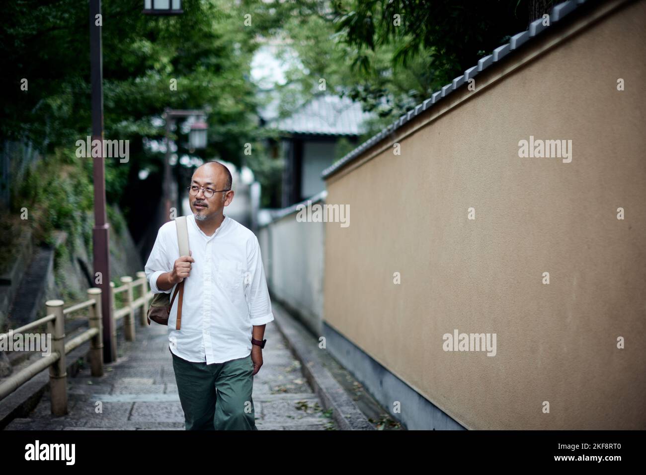 Japanese man portrait Stock Photo - Alamy