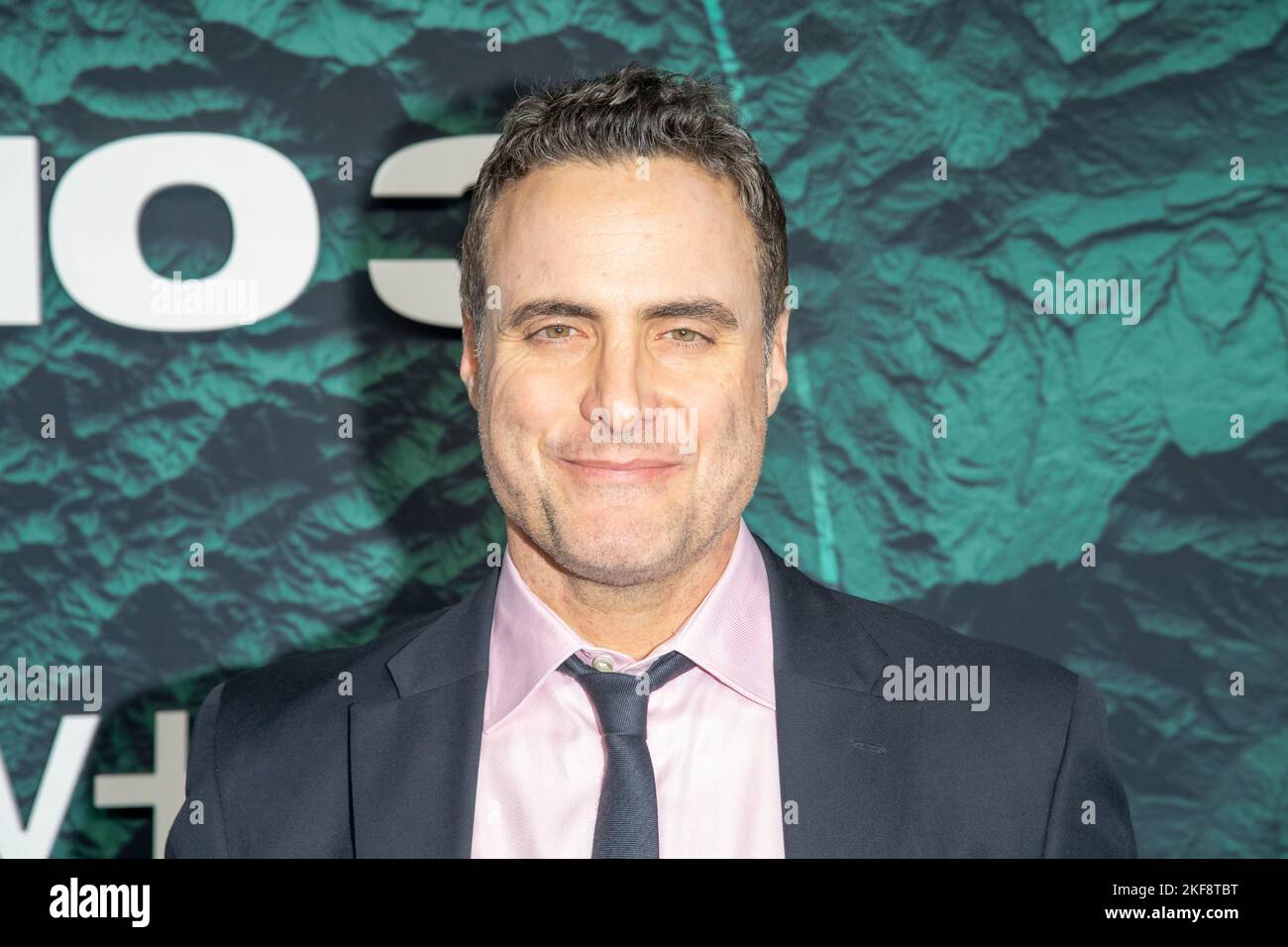 NEW YORK, NEW YORK - NOVEMBER 16: Dominic Fumusa attends Apple TV+'s ...