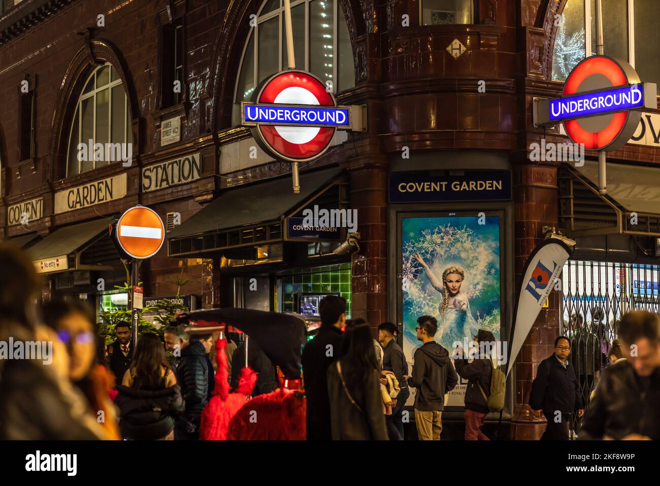 Soho theatre bar london hi-res stock photography and images - Alamy