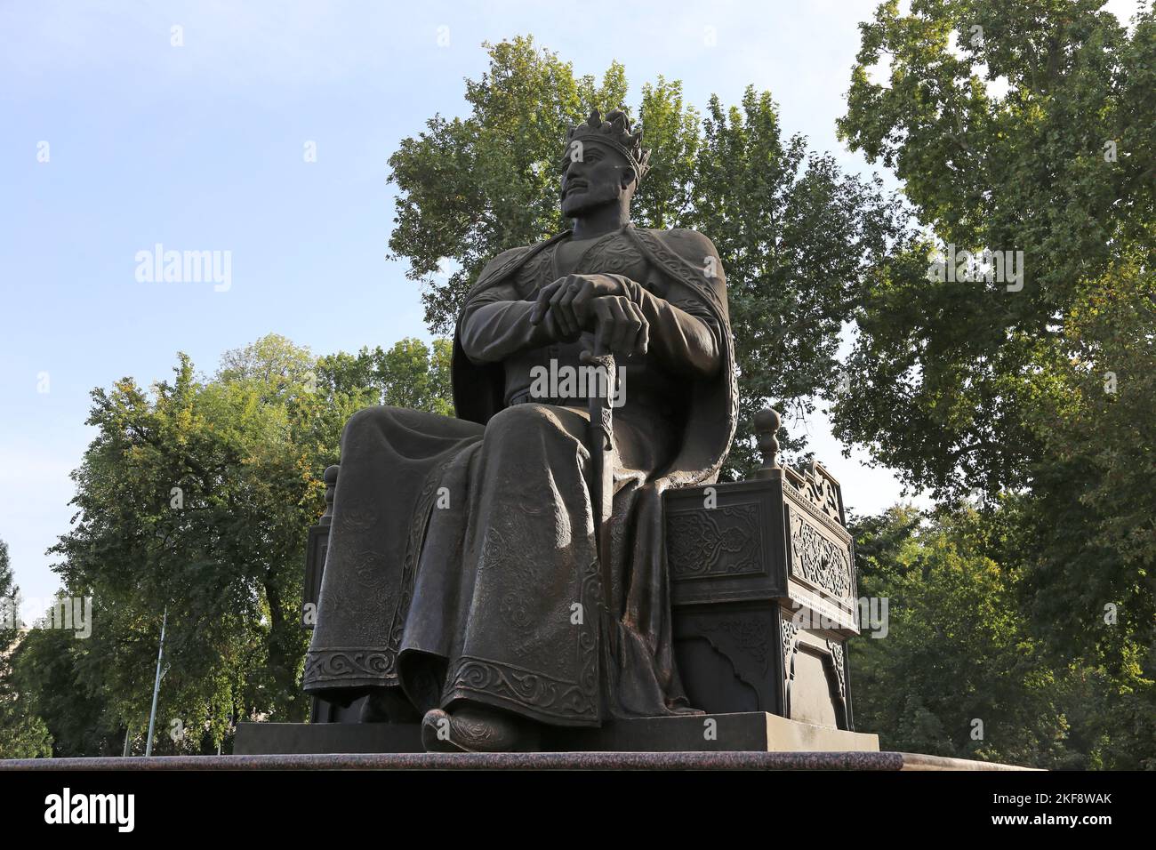 Statue of Amir Temur (1336-1405) aka Tamerlane, University Boulevard ...