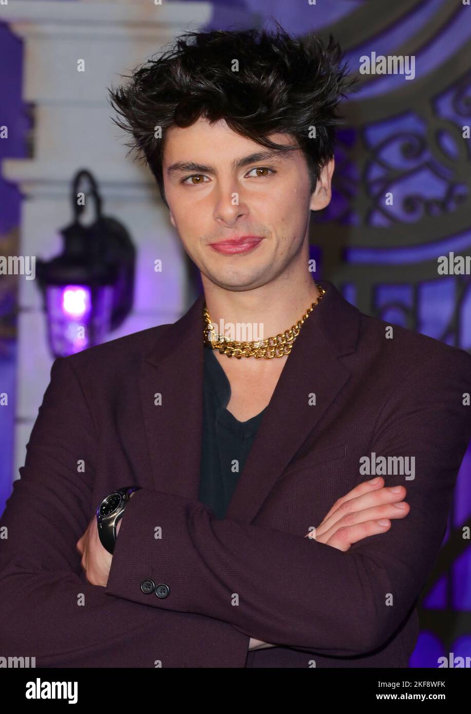 Dylan michael douglas hi-res stock photography and images - Alamy