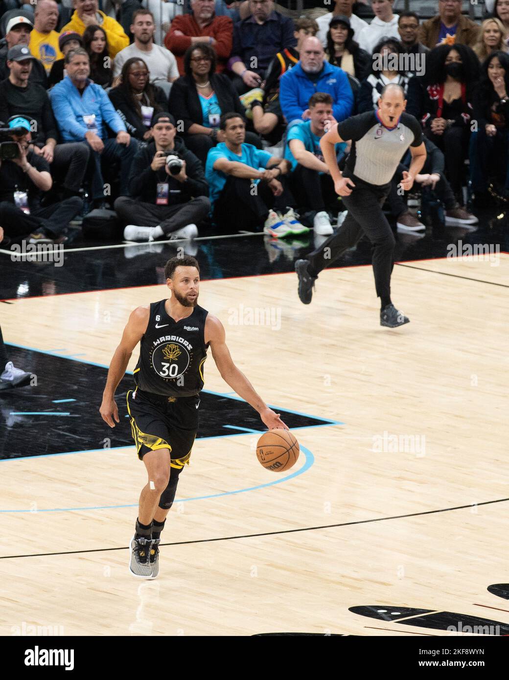 Golden state warriors curry hi-res stock photography and images - Alamy