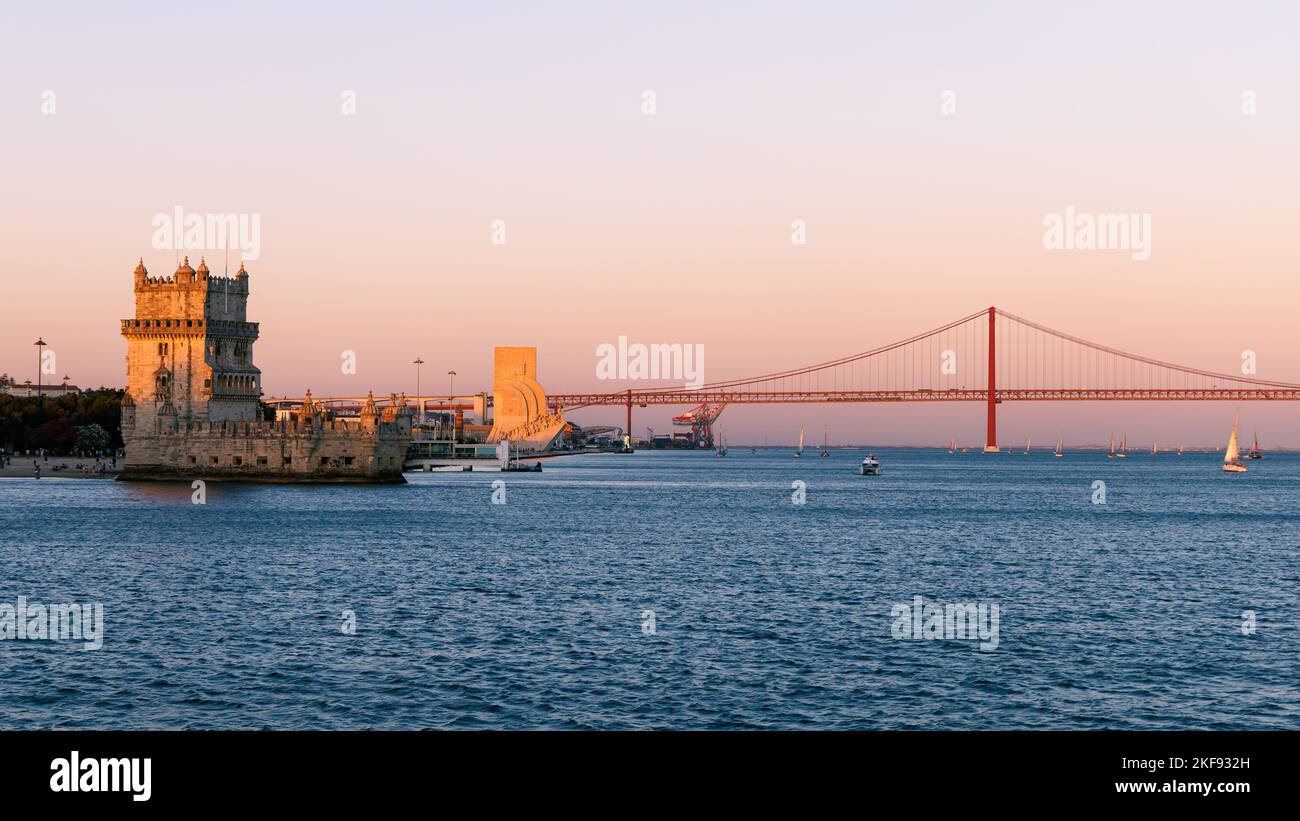 Torre de red hi-res stock photography and images - Alamy