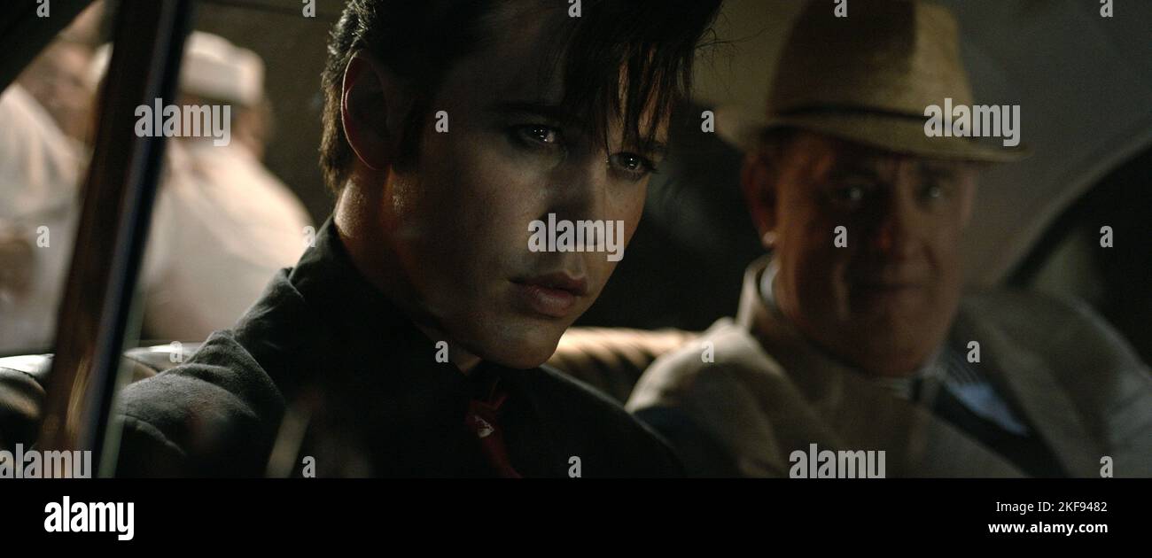 TOM HANKS and AUSTIN BUTLER in ELVIS (2022), directed by BAZ LUHRMANN ...