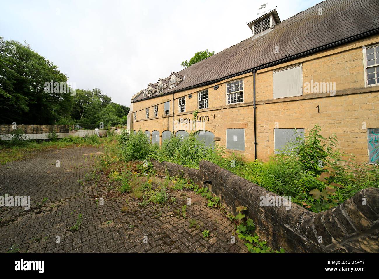 Mansfield town centre, Derbyshire, UK Stock Photo - Alamy