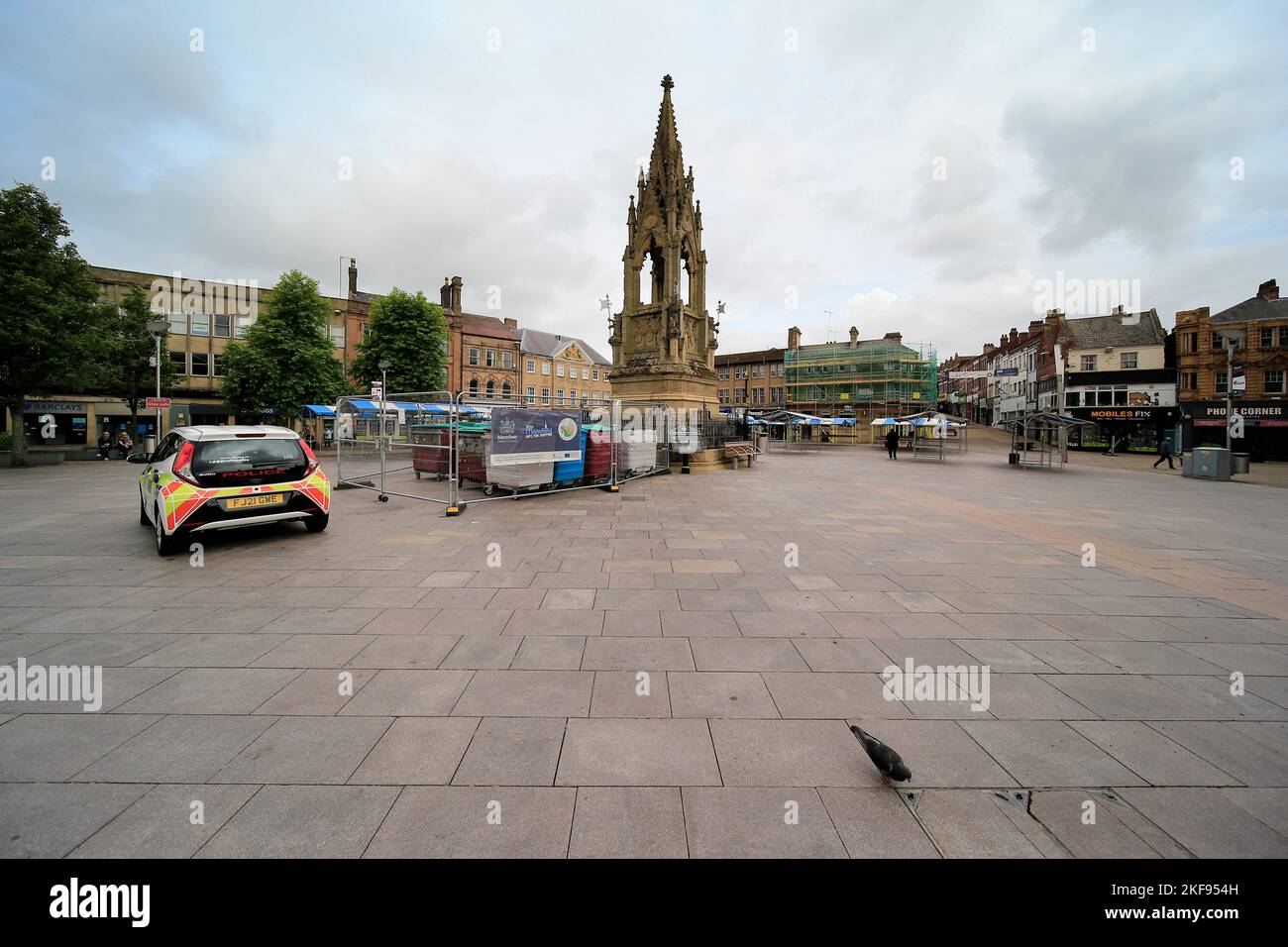 Mansfield market square hi-res stock photography and images - Alamy
