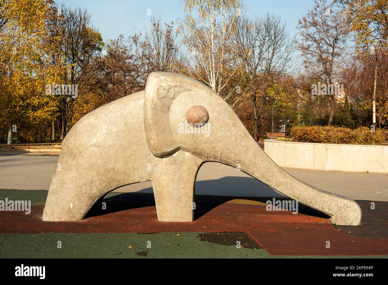 Stone elephant slide hi-res stock photography and images - Alamy