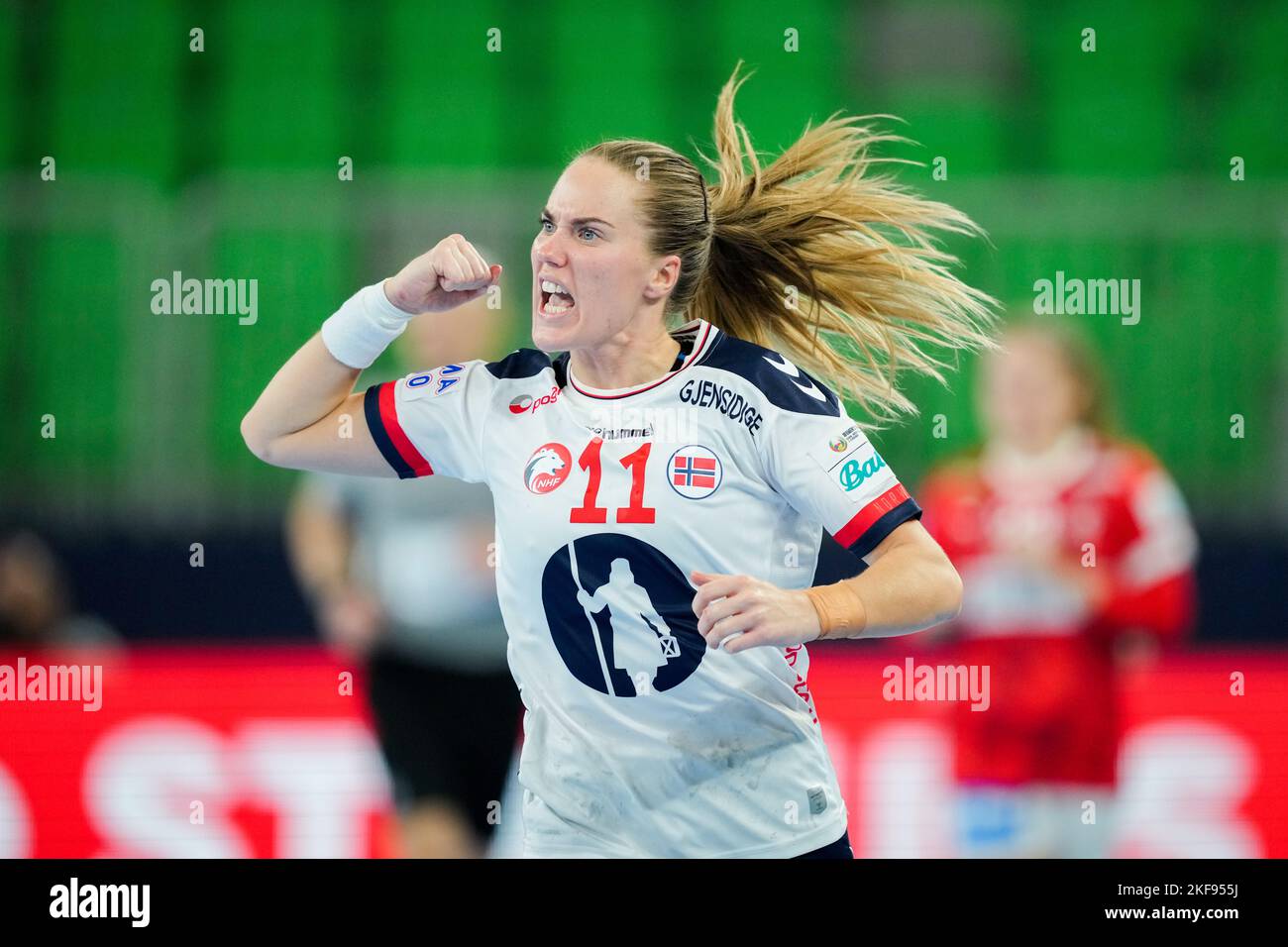 Malin aune hi-res stock photography and images - Alamy