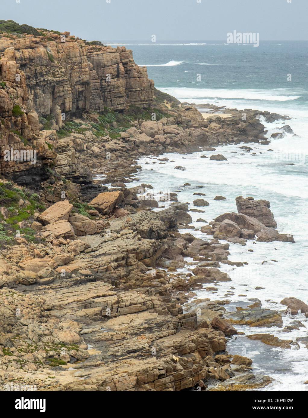 Rugged rocky coastline on Cape to Cape trail in Leeuwin-Natuarliste ...