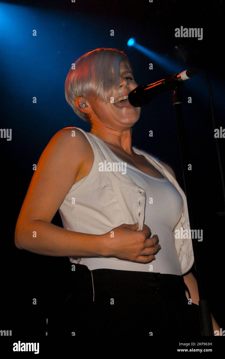Robyn carlsson singer hi-res stock photography and images - Alamy