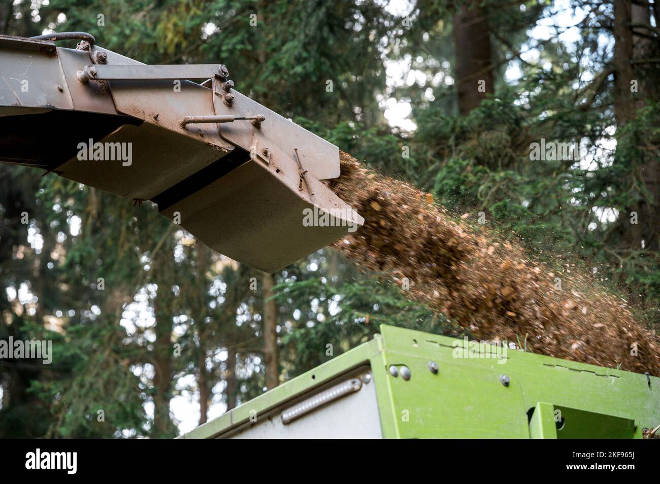 Hummeltal, Germany. 12th Oct, 2022. A tractor-powered high-performance ...