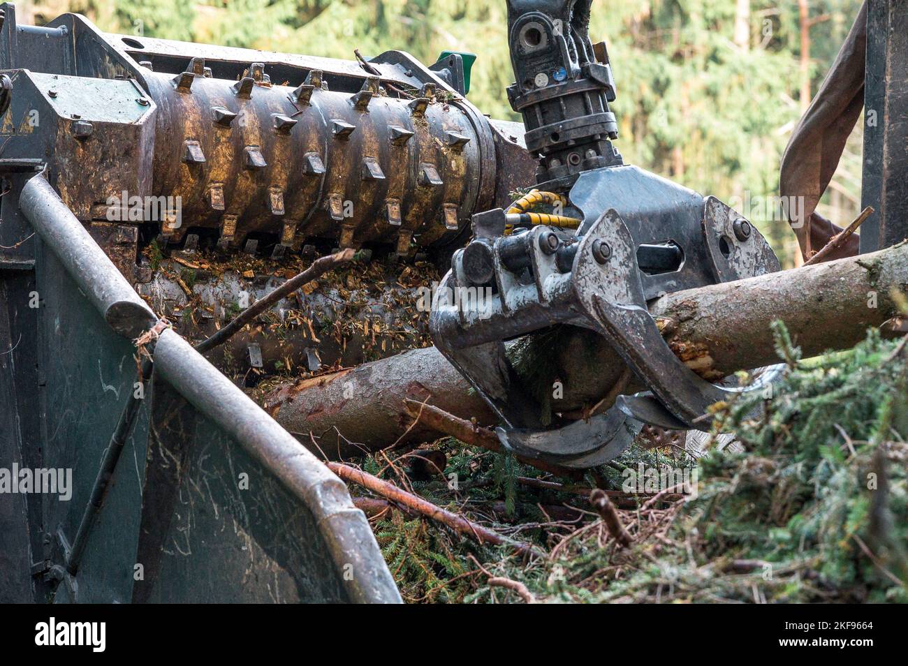 Hummeltal, Germany. 12th Oct, 2022. A tractor-powered high-performance ...