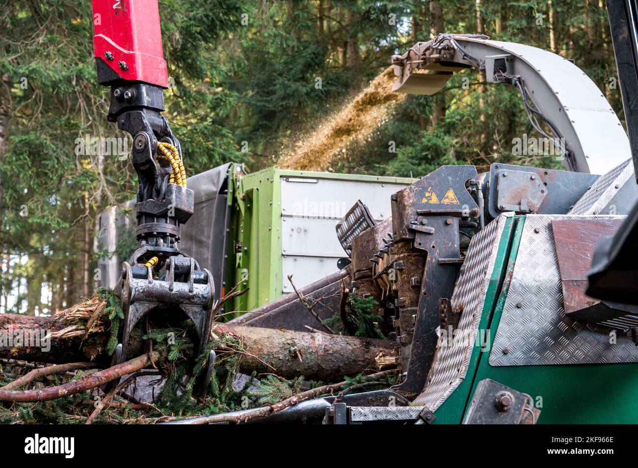 Hummeltal, Germany. 12th Oct, 2022. A tractor-powered high-performance ...