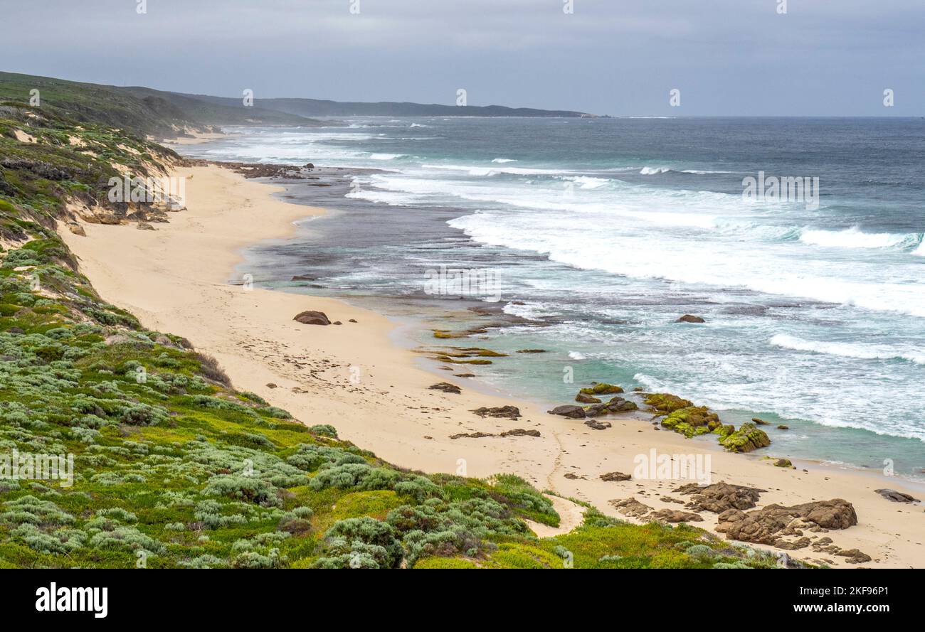 Rugged beach and coastline along Cape to Cape trail in Leeuwin ...