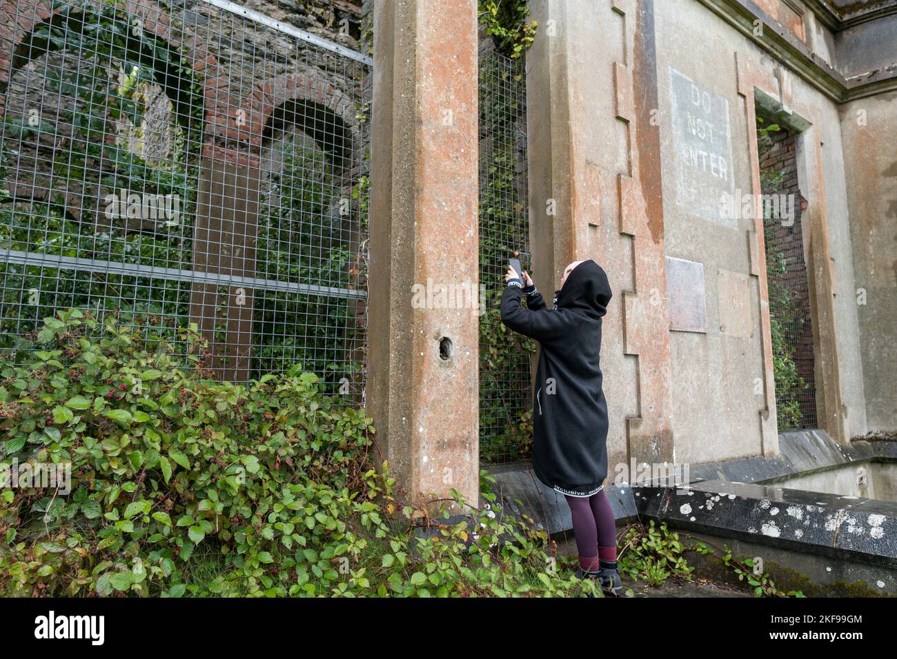 Ardtully castle ireland hi-res stock photography and images - Alamy