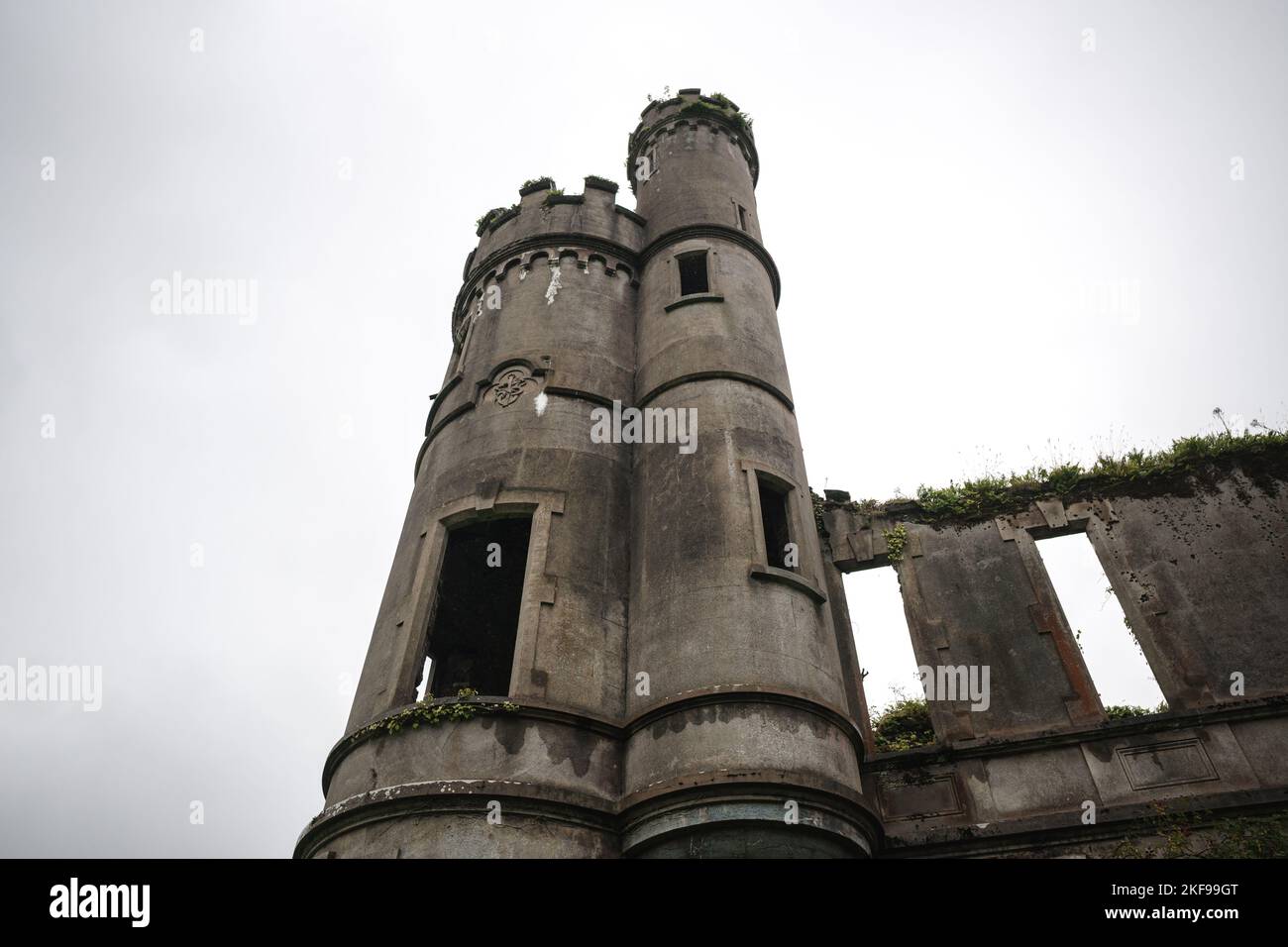 Most beautiful house ever hi-res stock photography and images - Alamy
