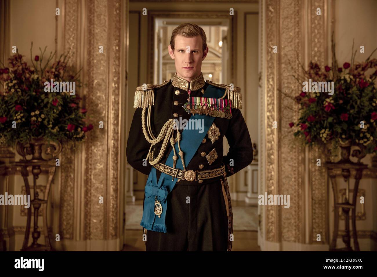MATT SMITH in THE CROWN (2016), directed by PETER MORGAN. Credit: LEFT ...