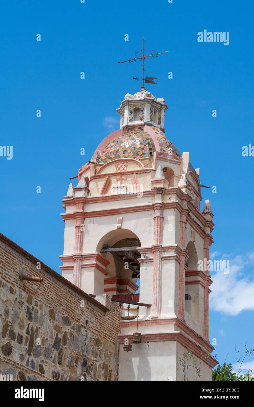 Catholic mexico 1500s hi-res stock photography and images - Alamy