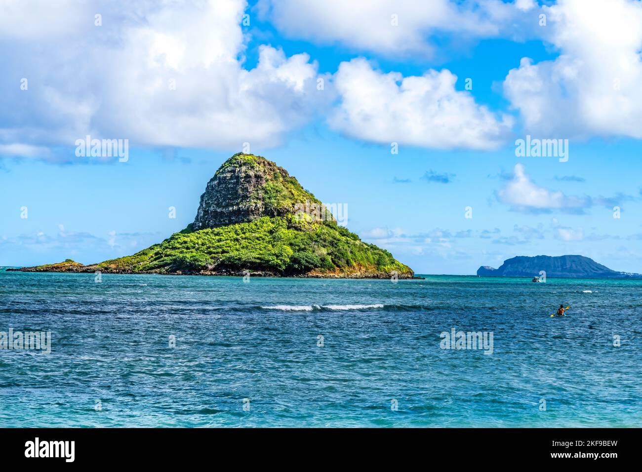 Colorful Chinaman's Hat Mokolil Island Canoe Kaneohe Bay Kualoa ...