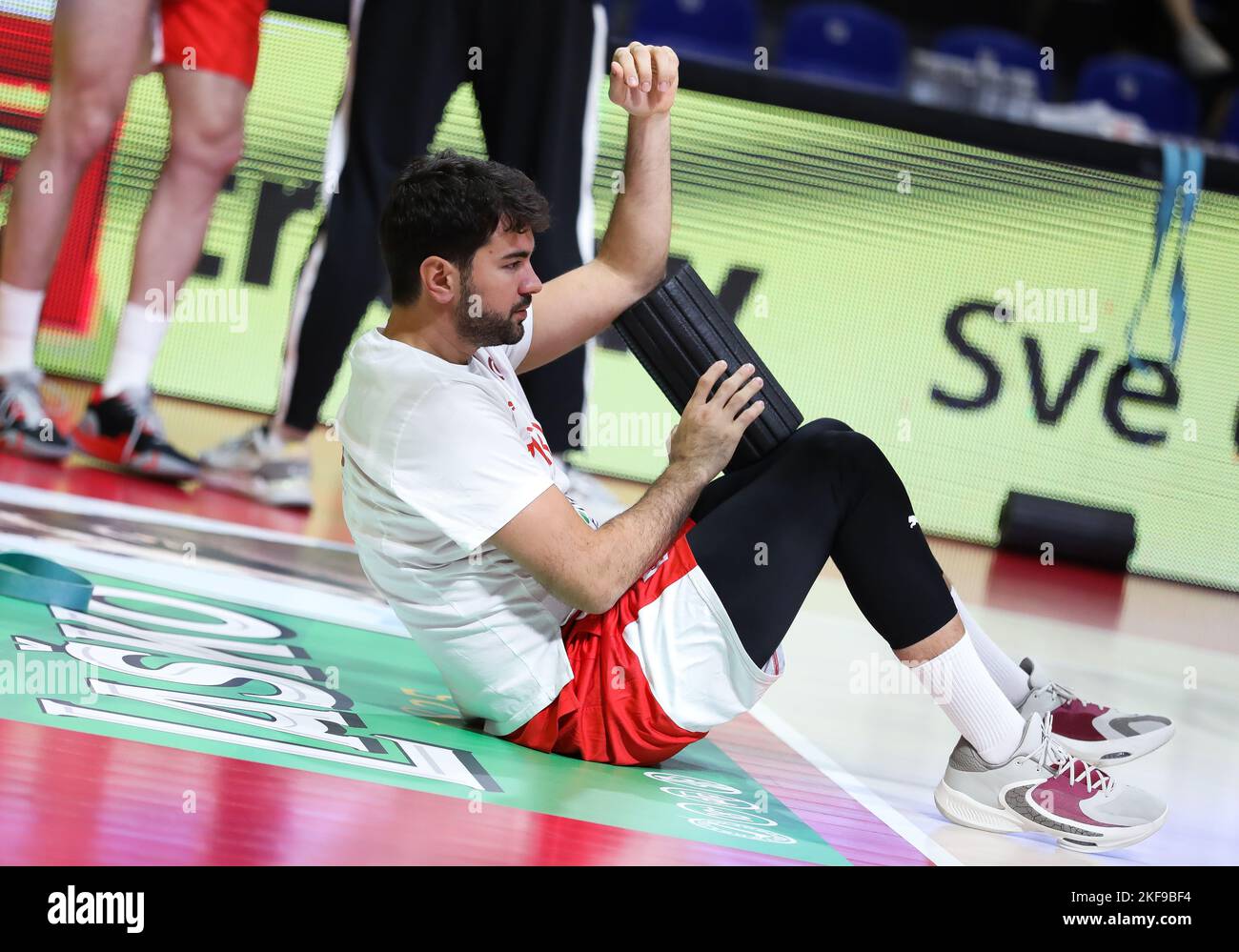 Belgrade, Serbia, 14th November 2022. Burgahan Tuncer of Turkey warms ...