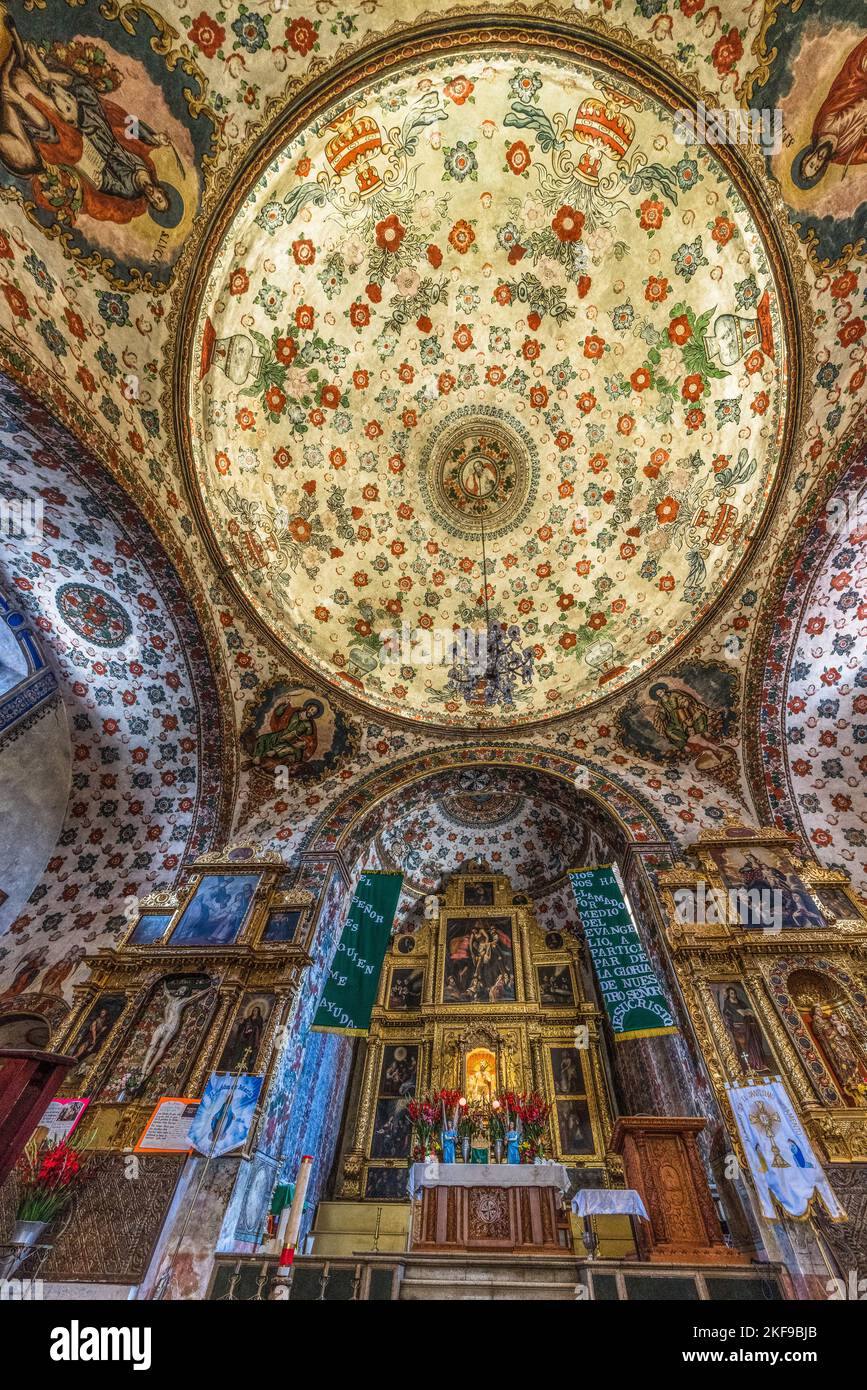 The altarpiece, apse & dome of the Church of San Jeronimo Tlacochahuaya ...