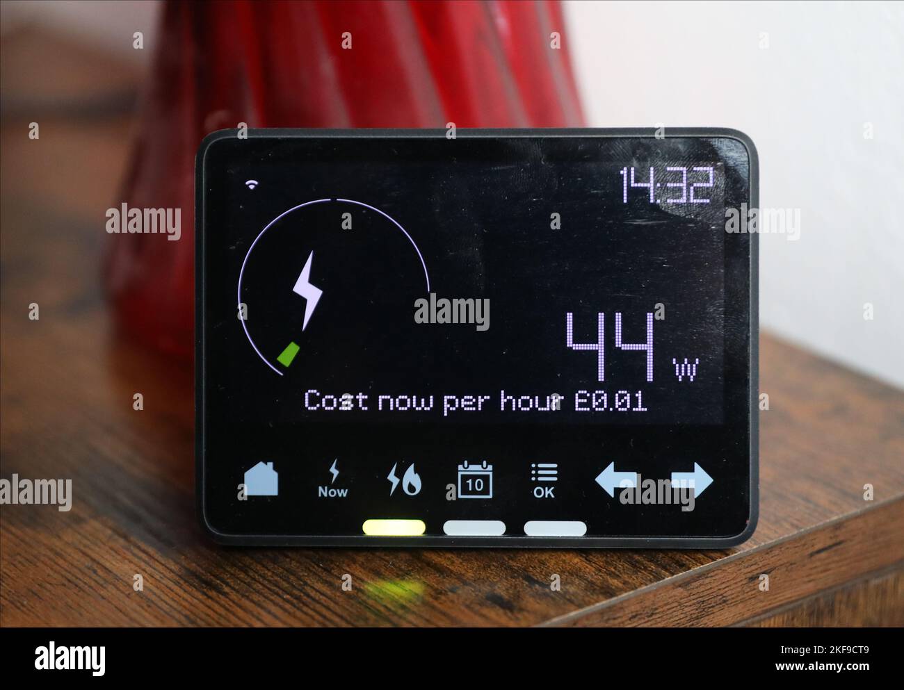 London, UK. 14 November, 2022. A household smart meter, monitoring gas ...