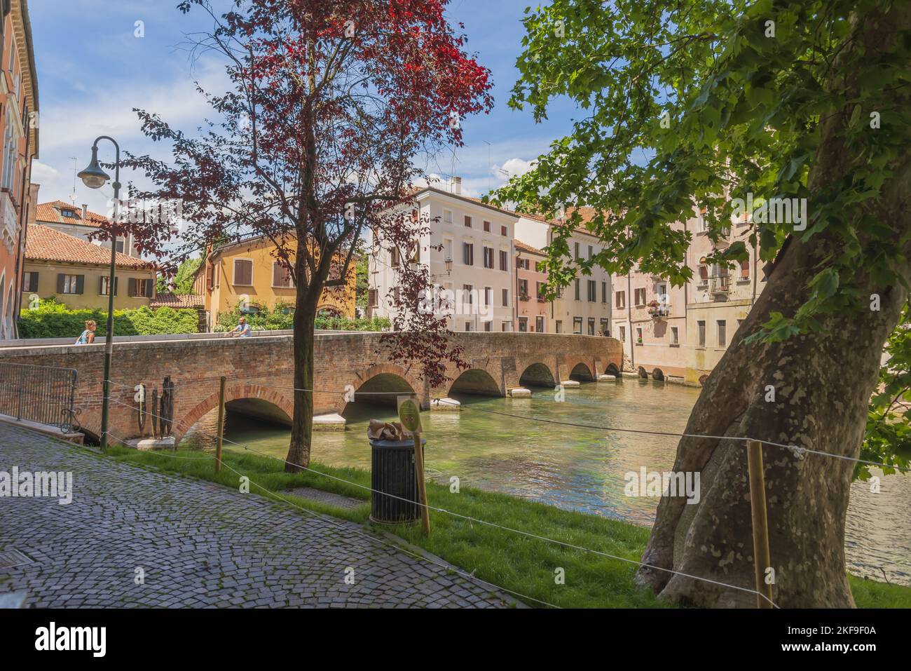 Statua di francesco hi-res stock photography and images - Alamy