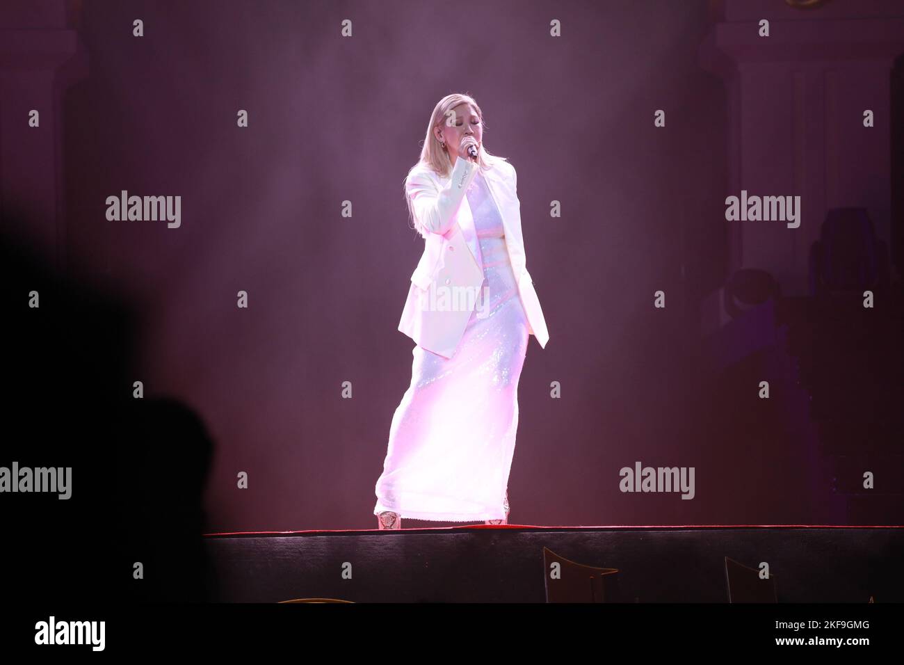 Hong Kong Canadian singer and actress Joyce Cheng held a live concert ...