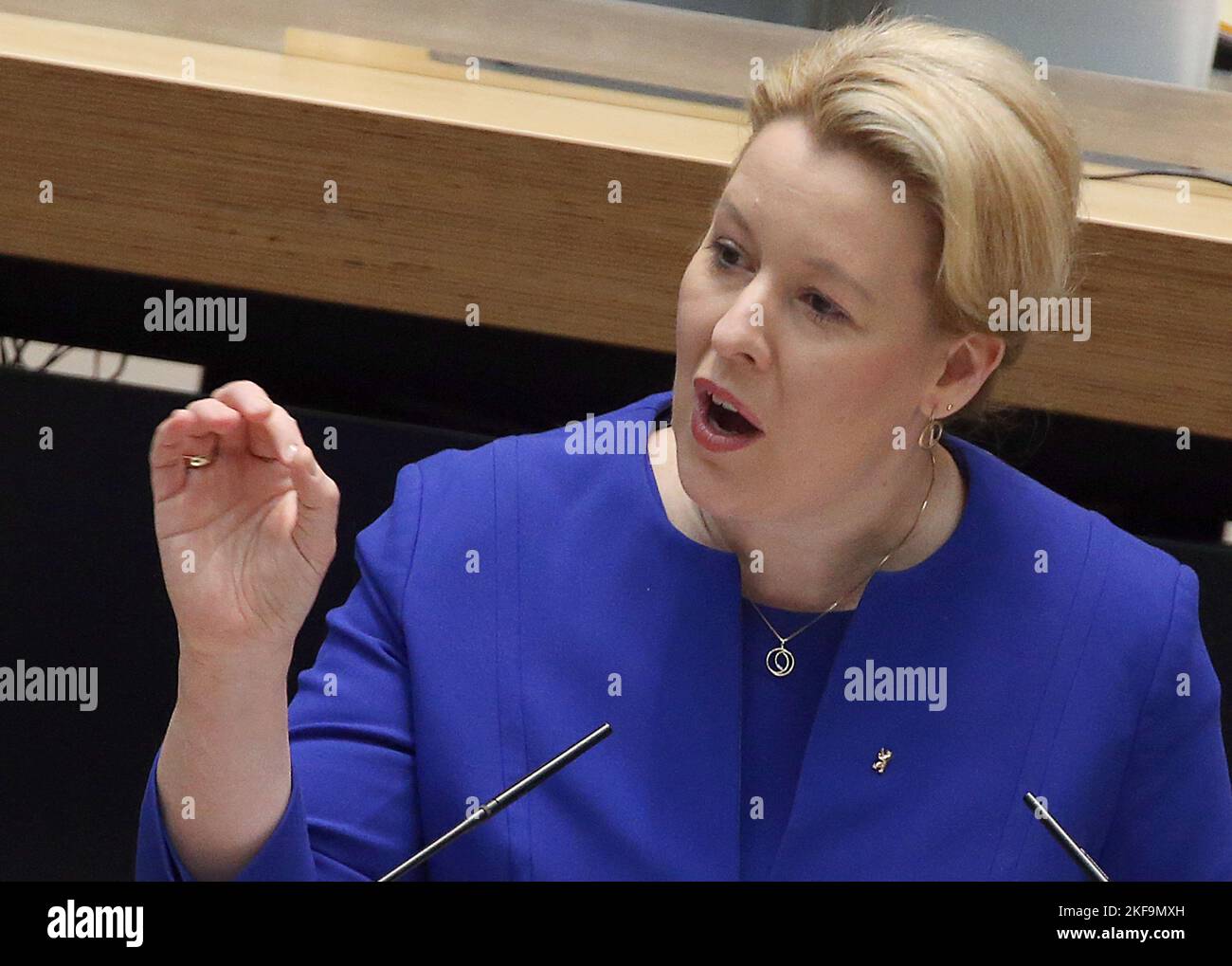Berlin, Germany. 17th Nov, 2022. Franziska Giffey (SPD), Governing ...