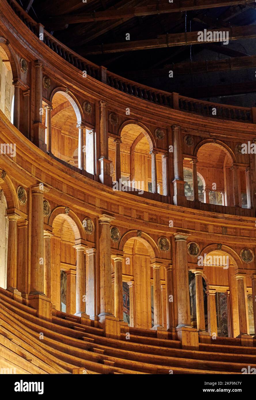 Parma, Palazzo della Pilotta, dettaglio del Teatro Farnese Stock Photo ...