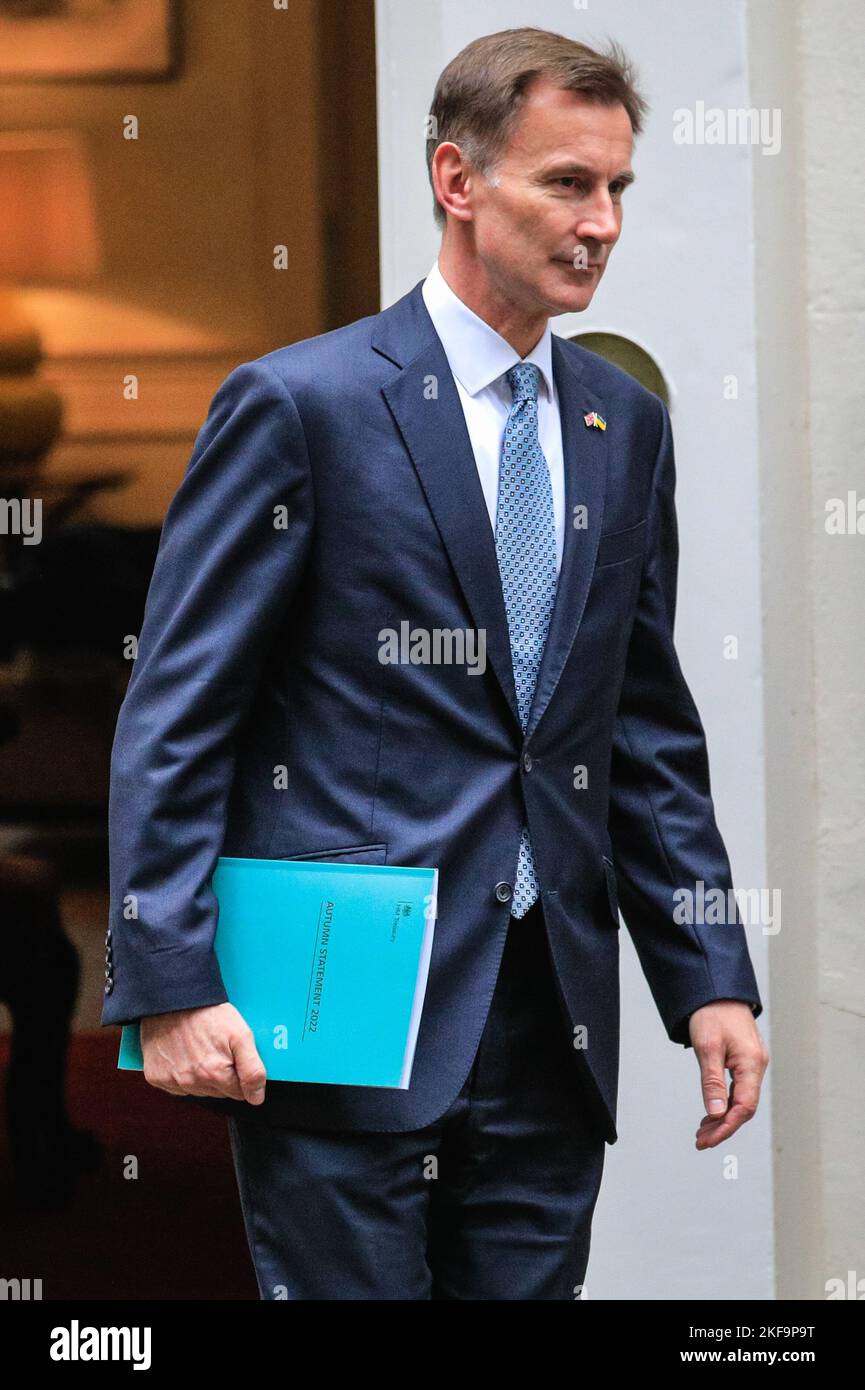 Mini budget jeremy hunt hi-res stock photography and images - Alamy