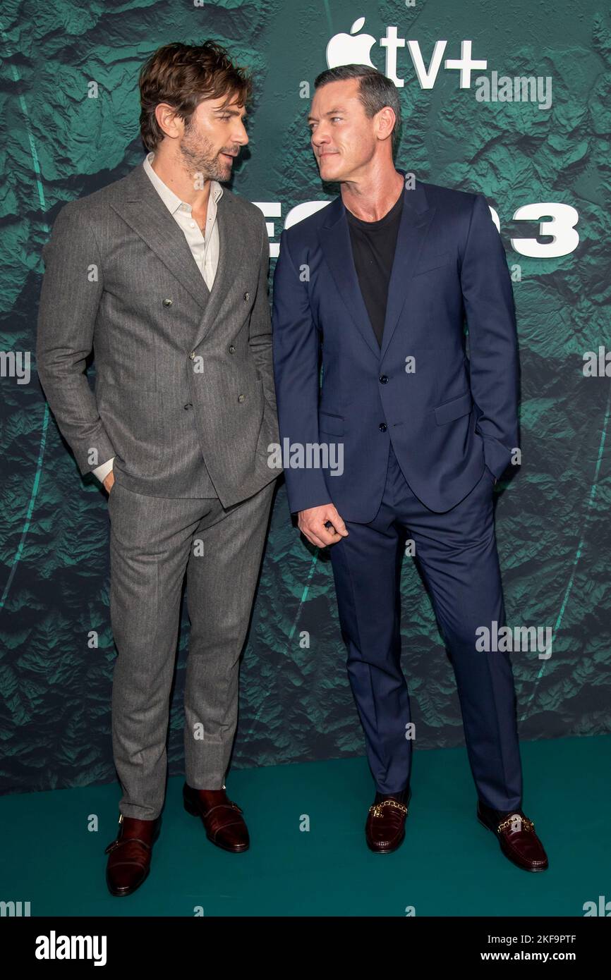 New York, United States. 16th Nov, 2022. Michiel Huisman and Luke Evans ...