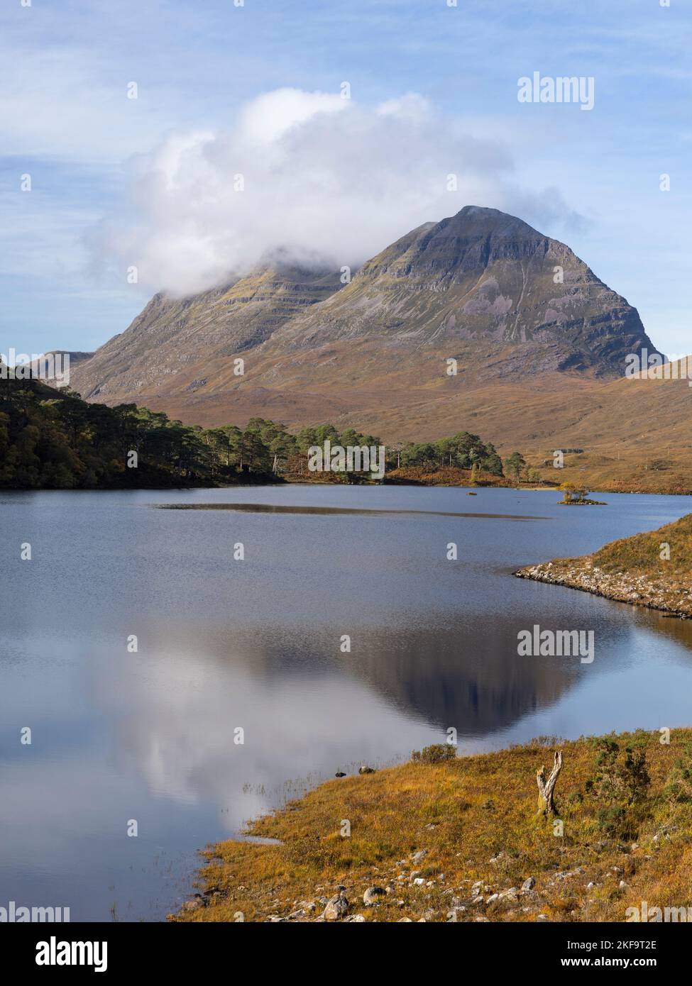 Liathach from Loch Clair in Autumn. Glen Torridon, Highland, Scotland ...