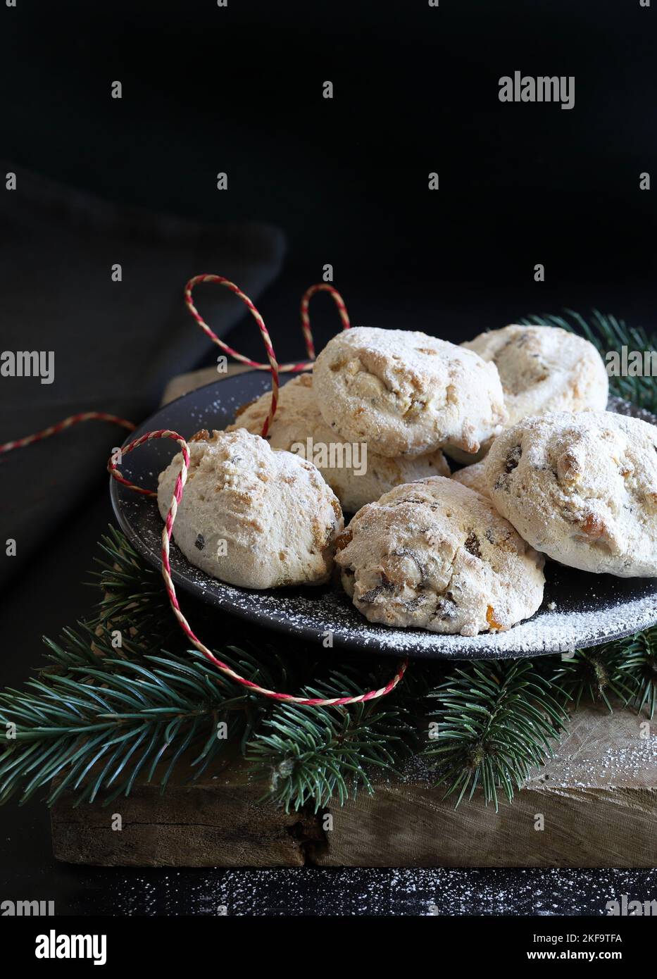 Cavallucci, traditional Tuscan Christmas pastry with anise, orange peel ...