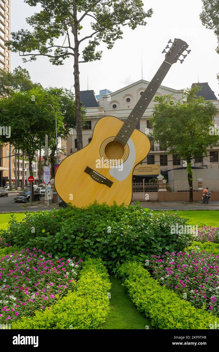 Hcmc square hi-res stock photography and images - Alamy