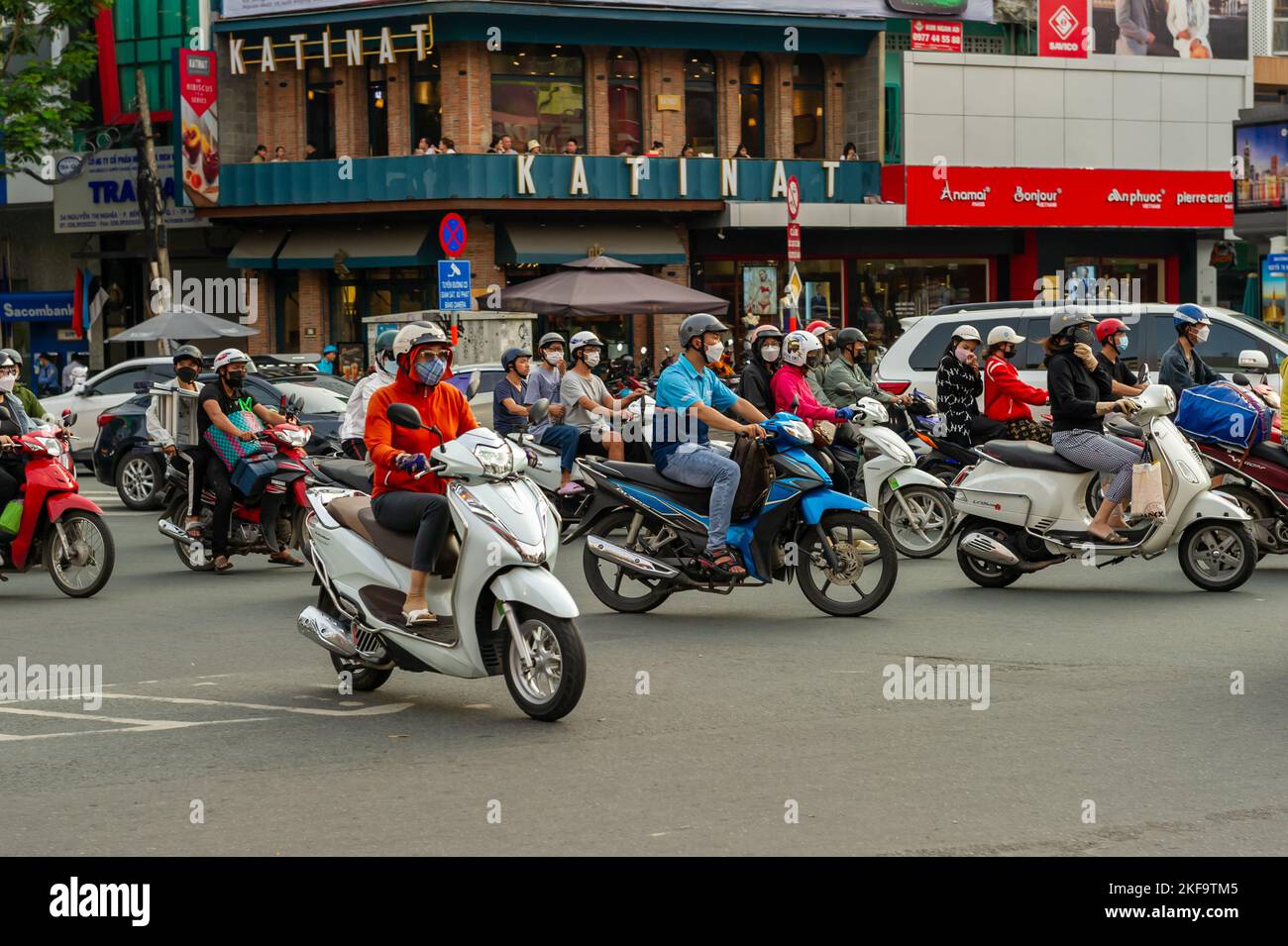 Saigon Street Life. A rush hour motorcycle swarm in Ho Chi Minh City ...