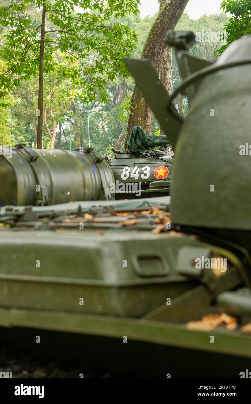 Independence palace tank hi-res stock photography and images - Alamy