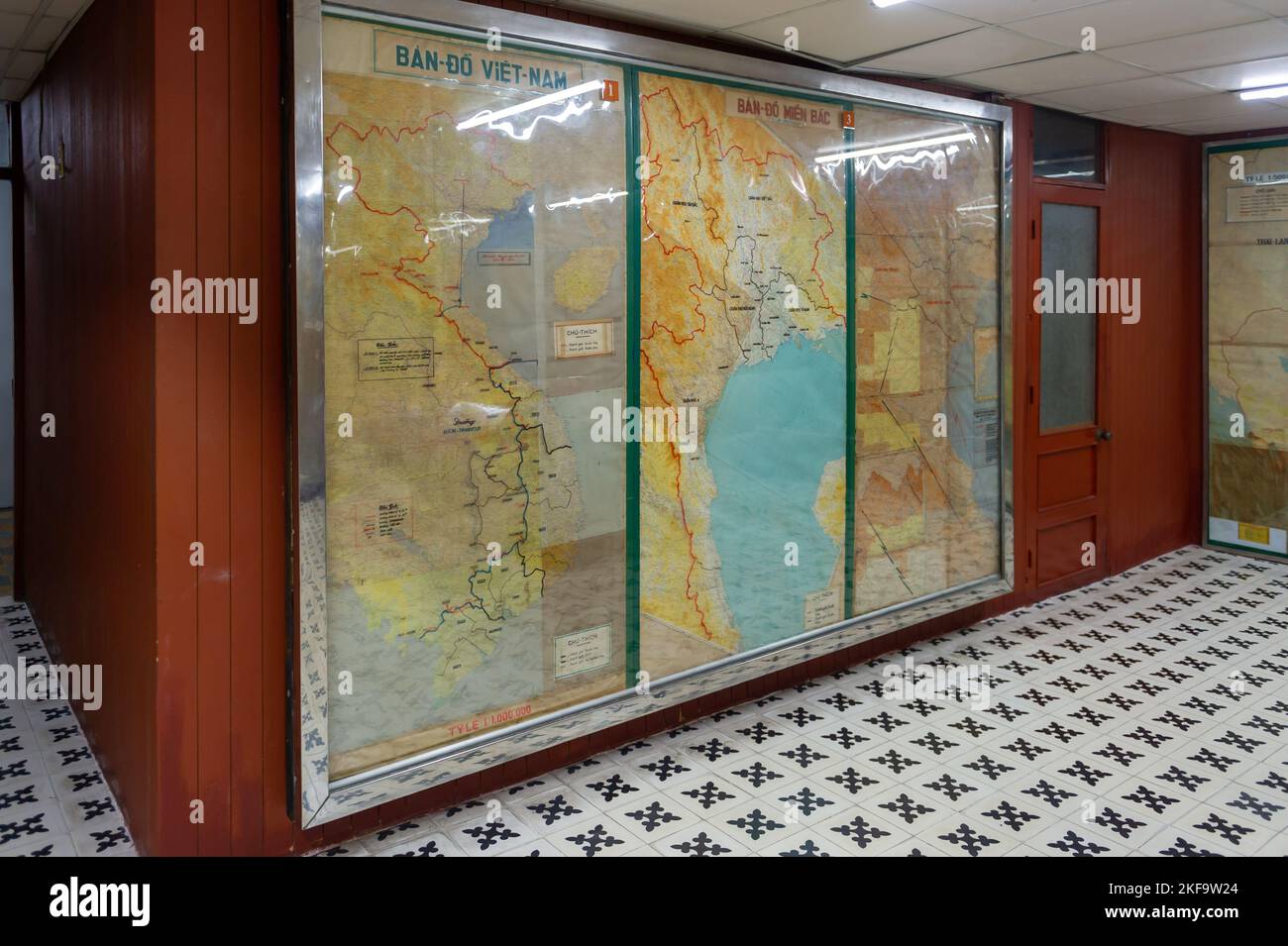 The underground command centre at the Reunification Palace, Ho Chi Minh ...