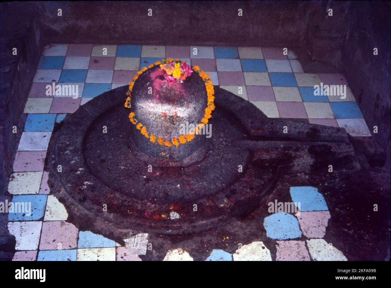 Shiv Ling:- It is a religious symbol in Hinduism representing Shiva as ...