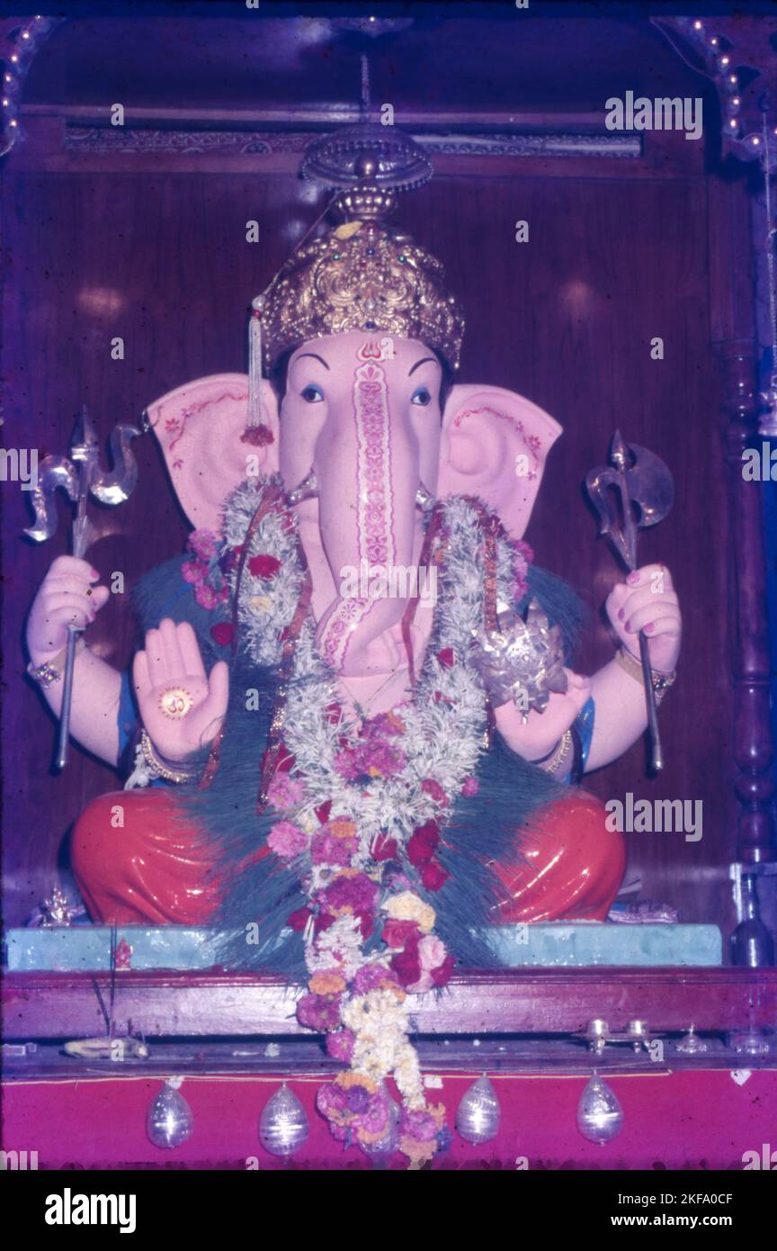Ganesha Idol /Ganesh Festival:- Is a Hindu festival commemorating the ...