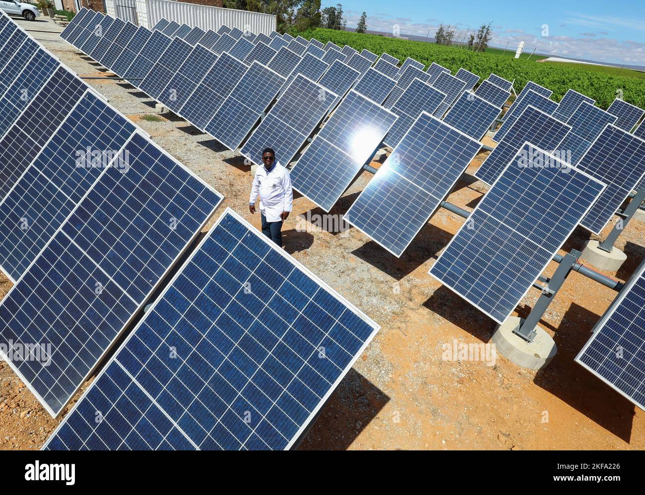 Green hydrogen production hi-res stock photography and images - Alamy