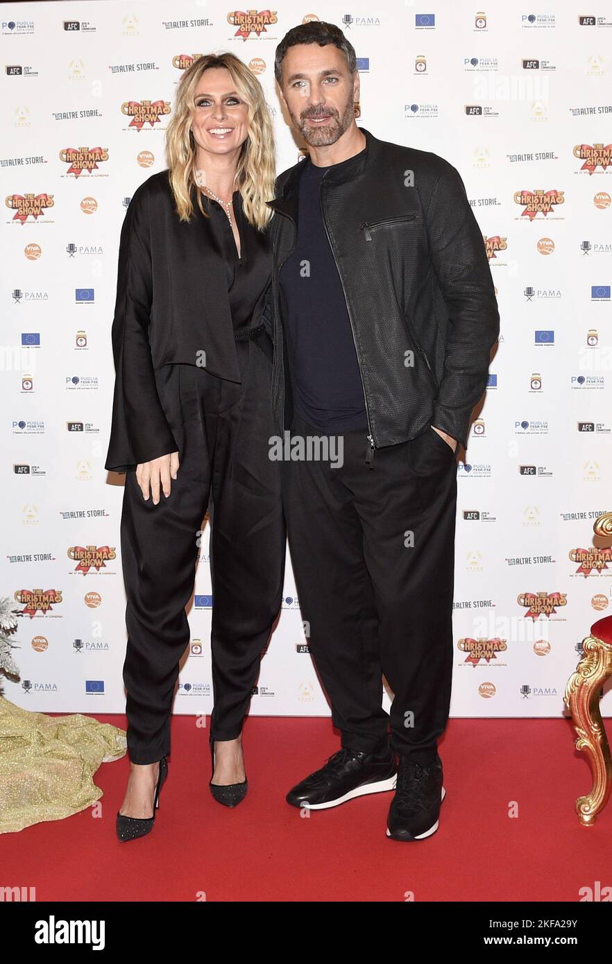 Milan, Italy. 17th Nov, 2022. Milano, Italy THE CHRISTMAS SHOW ...