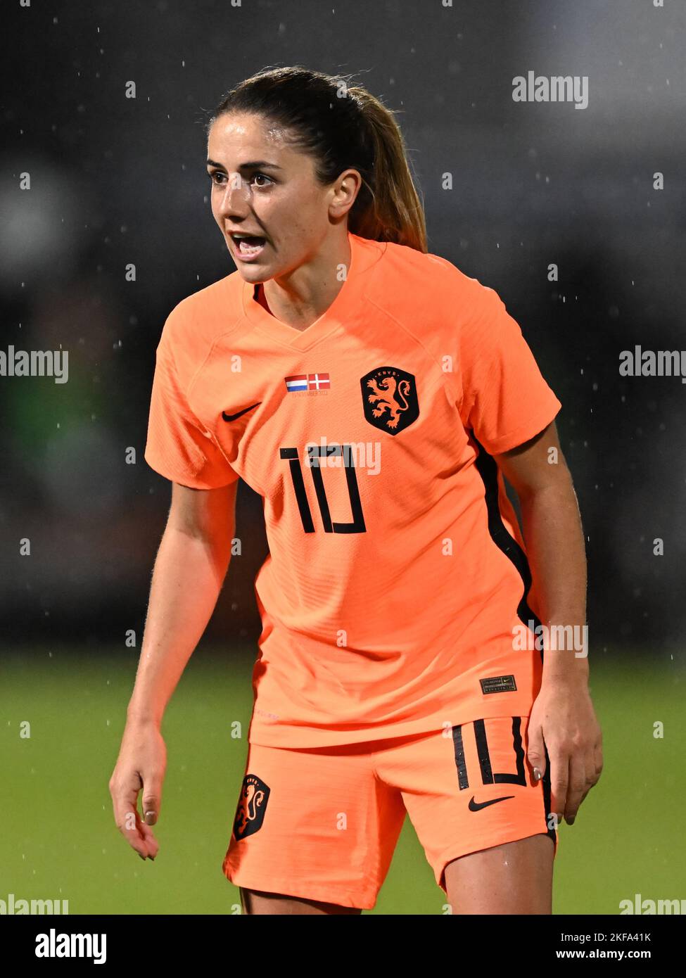 ZWOLLE - Danielle van de Donk of Holland women during the friendly ...