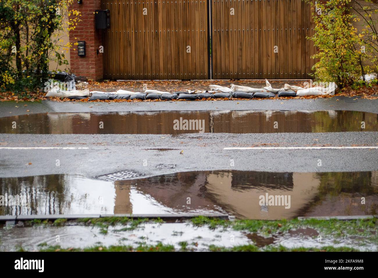 Huntercombe lane south hi-res stock photography and images - Alamy