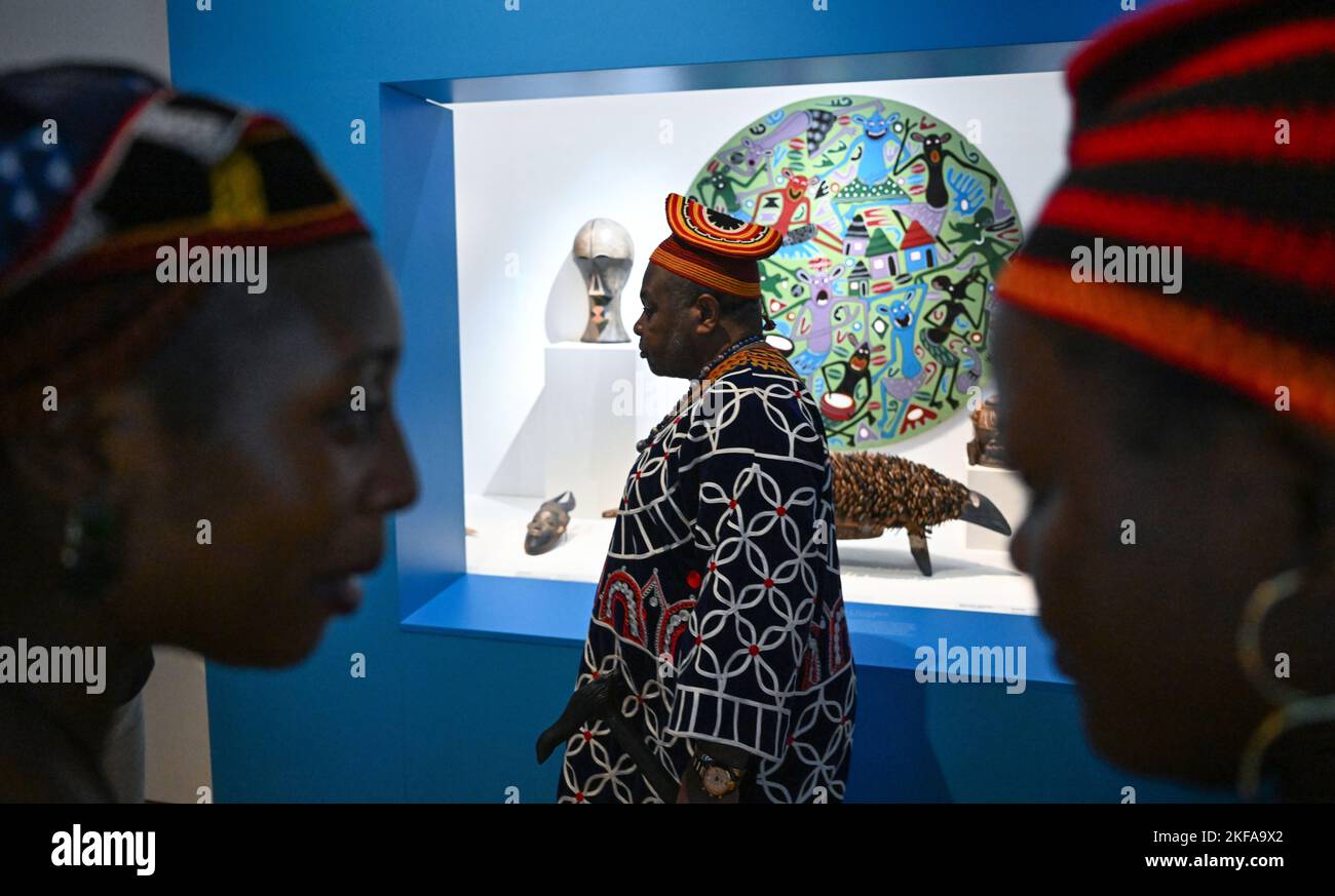 17 November 2022, Baden-Wuerttemberg, Stuttgart: King Fon Sehm Mbinglo ...