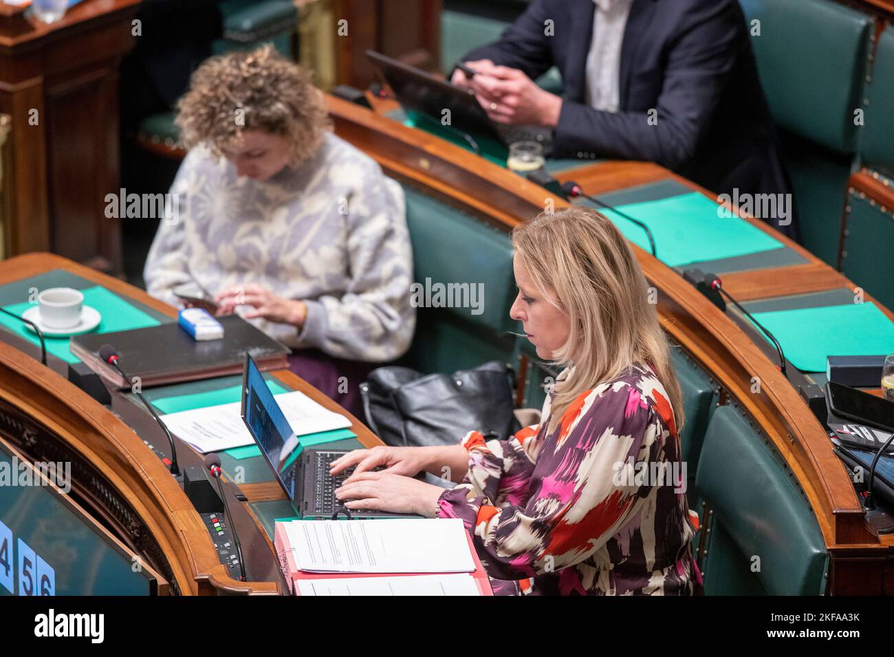 Sarah eva hi-res stock photography and images - Alamy