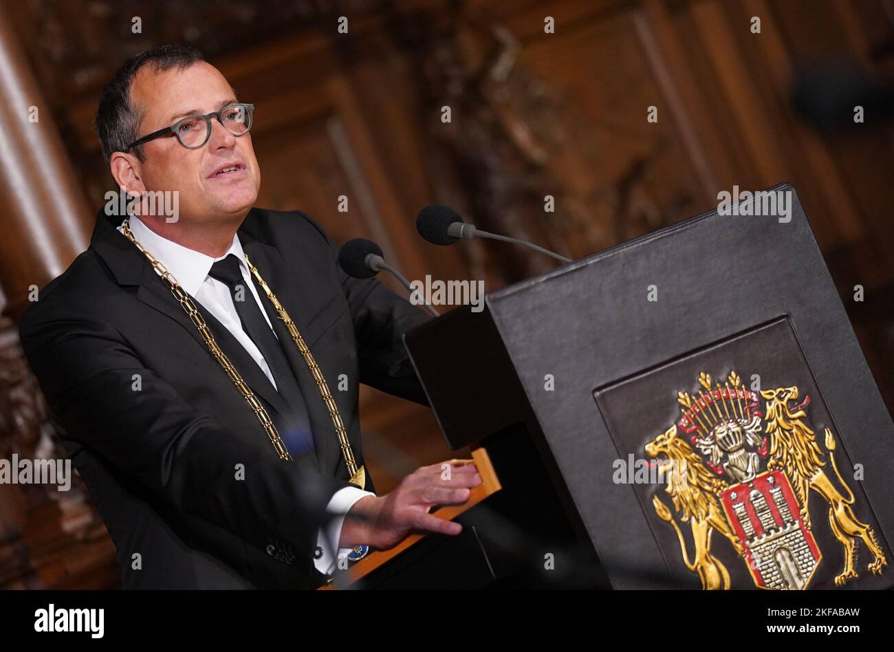 17 November 2022, Hamburg: Gerald Haug, President of the Leopoldina ...
