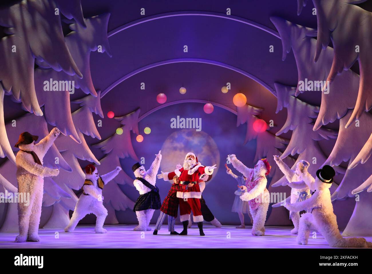 The snowman peacock theatre hi-res stock photography and images - Alamy